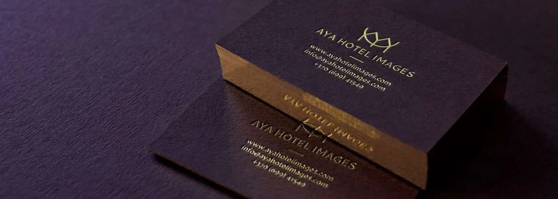 Make an Elegant Impression with Luxurious Name Cards